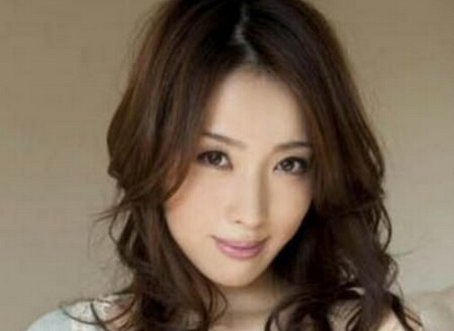代表着淫荡风流的女人面相